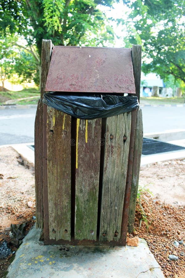 Dustbin in the park stock photo. Image of function, bclean - 58328348