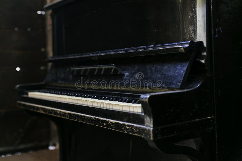 Dusty old piano keyboard stock photo. Image of horizontal - 306281368