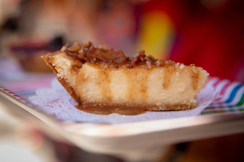 Dutch apple pie stock image. Image of dutch, slice, crumble - 269873135