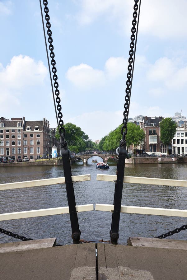 Dutch bridge in Amsterdam editorial photo. Image of sightseeing - 119021801
