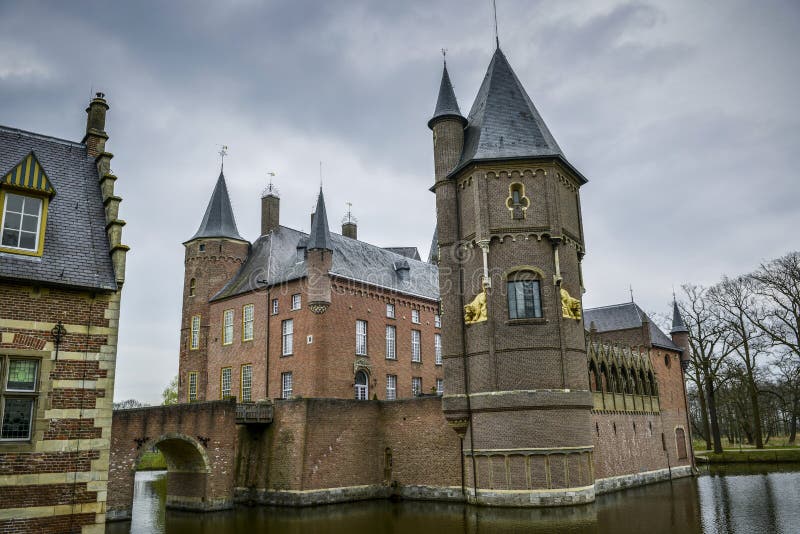 Dutch castle heeswijk stock image. Image of military - 38901655