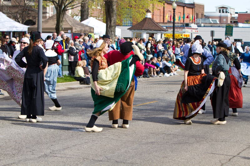 Dutch Dancers in Holland Michigan Editorial Image - Image of retro ...