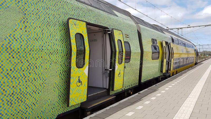 Dutch green train editorial image. Image of green, virm - 179189605