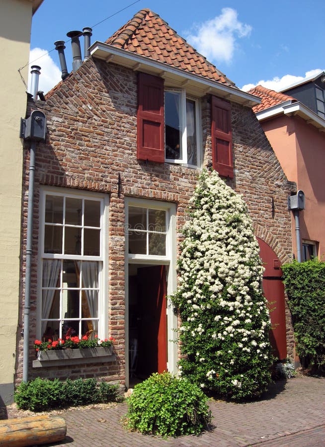 Old Typical Dutch House Stock Photos - Download 5,738 Royalty Free Photos