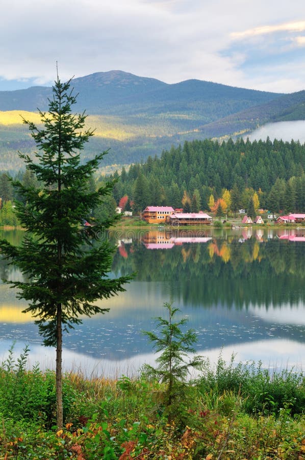 Dutch Lake on an Autumn Morning, Clearwater, BC Stock Photo - Image of ...