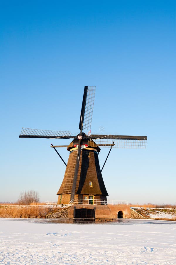 Dutch windmill stock photo. Image of polder, alblasserwaard - 23897630