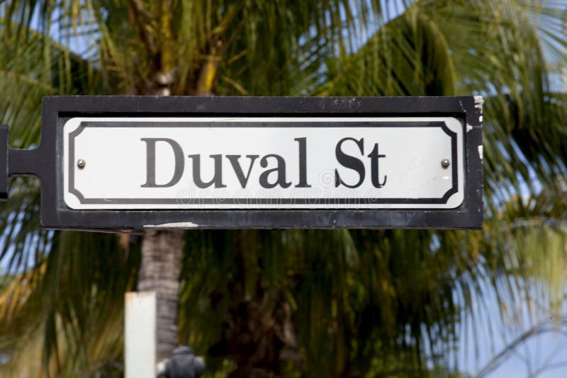 Duval St stock image. Image of sightseeing, floridian - 9905043