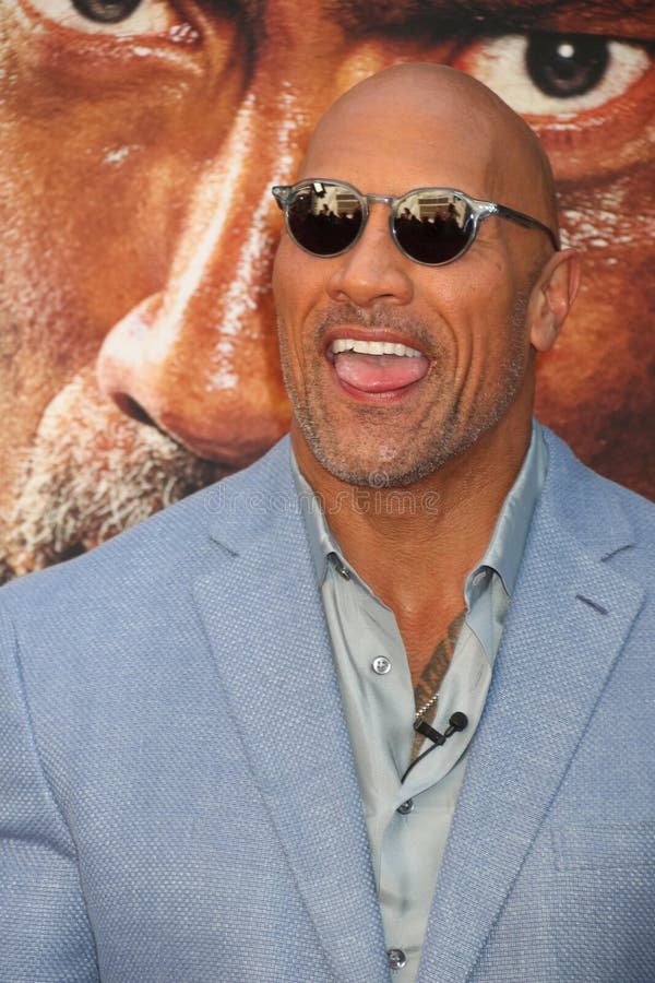 Dwayne Johnson image stock éditorial. Image of assiste - 121176859