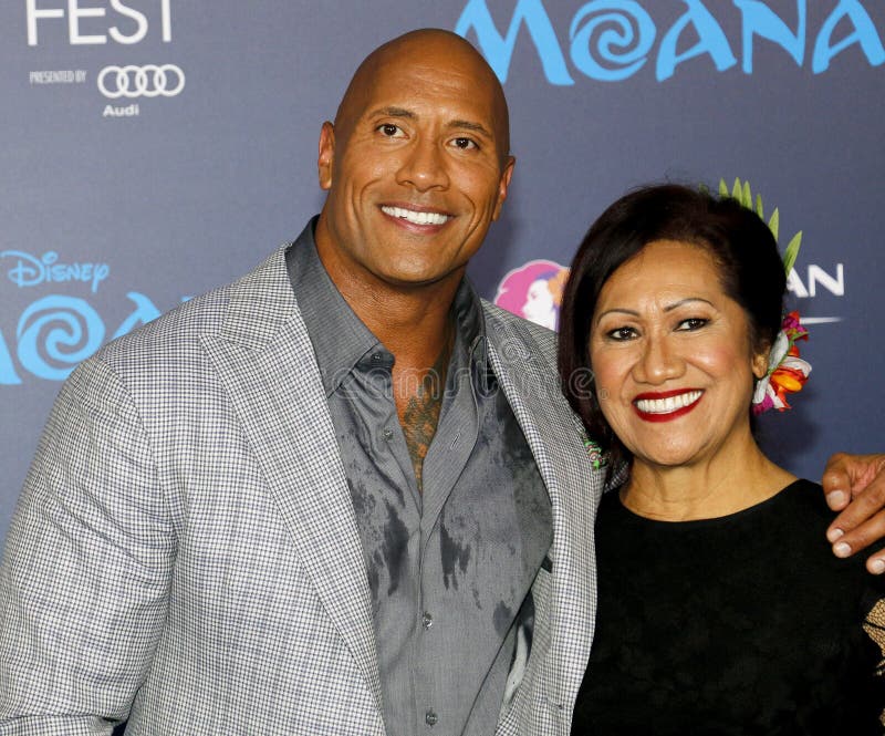 Dwayne Johnson Und Ata Johnson Redaktionelles Stockbild - Bild von ...