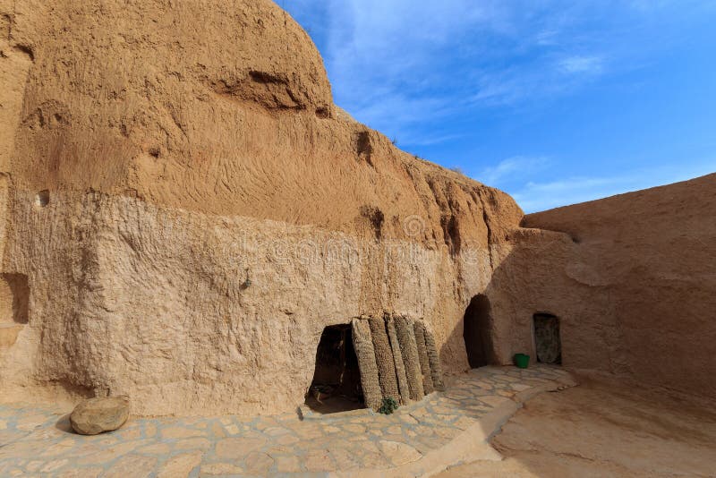 Berber Hut in the Sahara Desert. Stock Photo - Image of standing, wall ...