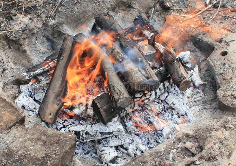 171 Embers Dying Fire Stock Photos - Free & Royalty-Free Stock Photos ...