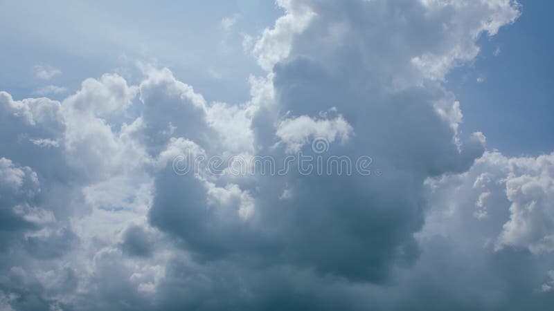 Dynamic Cloudscapes Captured in Stunning Detail with Extraordinary ...