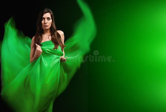 Dynamisch Beeld Van Een Mooi Vrouwenschot Stock Foto - Image of ...