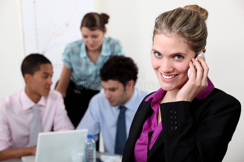 Dynamisch Team Van Zakenlui Stock Afbeelding - Image of collega ...