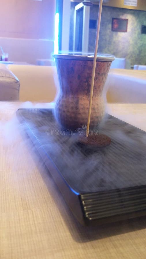 Chill smoke stockfoto. Bild von schauer, rauch, gekühlt - 106371026