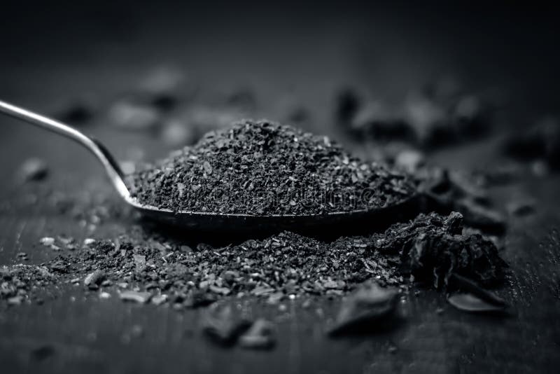 Powder of Badiyan or Star Ansieed in a Spoon. Foto de Stock - Imagem de ...