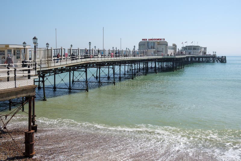 WORTHING, WEST SUSSEX/UK - APRIL 20 : View of Worthing Pier in W ...