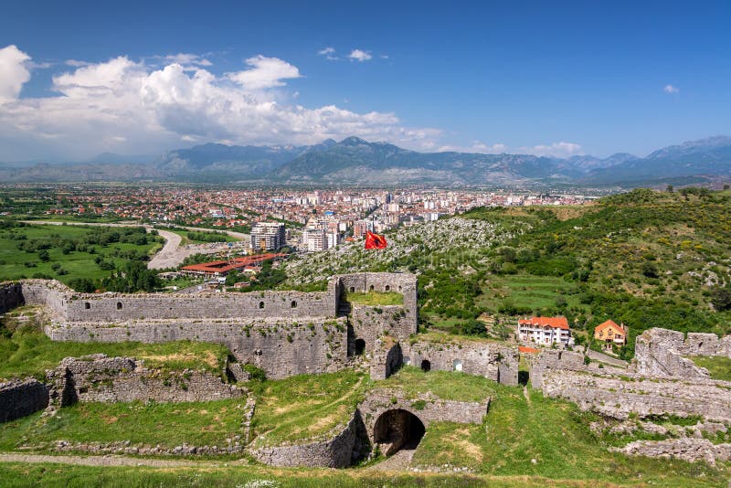 Rozafa Castle and Shkoder View Stockbild - Bild von himmel, albanien ...