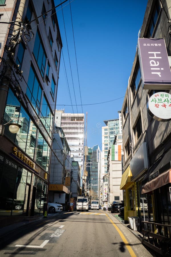 Calle De Las Compras De Myeongdong En La Corea Del Sur De Seul Imagen ...