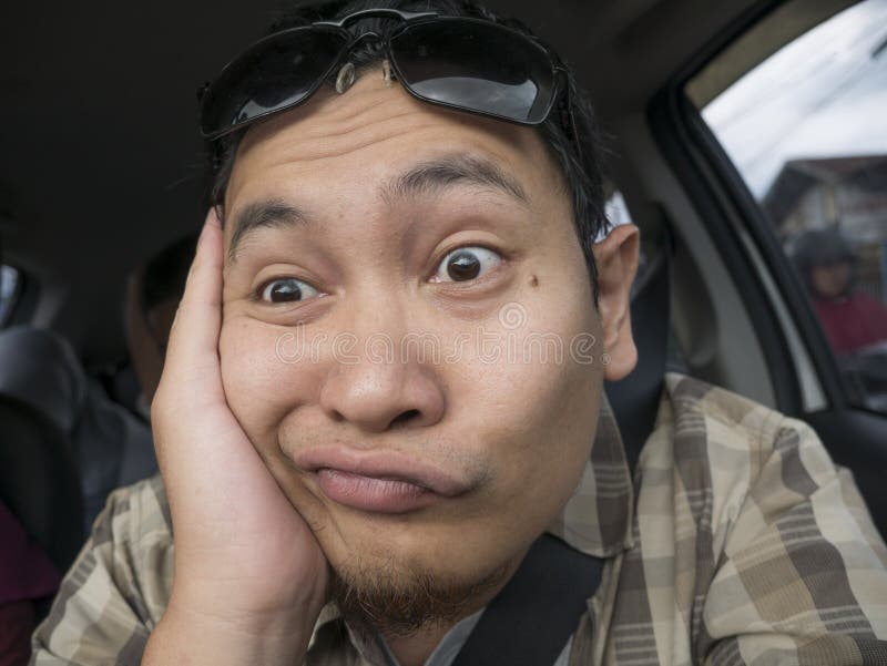 Male Driver Get Bored in His Car 库存照片 - 图片 包括有 适应, 堵塞: 145458622