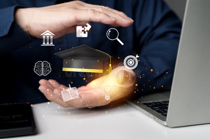 E-learning Online Graduate Course Concept Online Male Hand Display ...