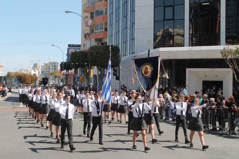 High School Students Taking Part in Parade Redactionele Afbeelding ...
