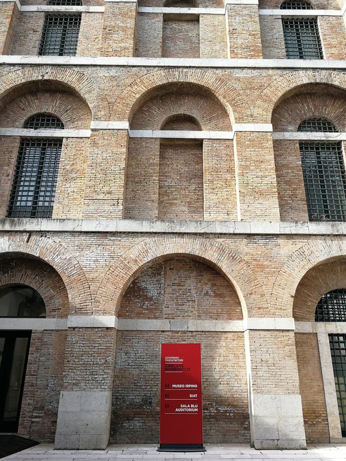 Ingang Van Het Vroegere Huis Van Anne Frank in Merwedeplein ...