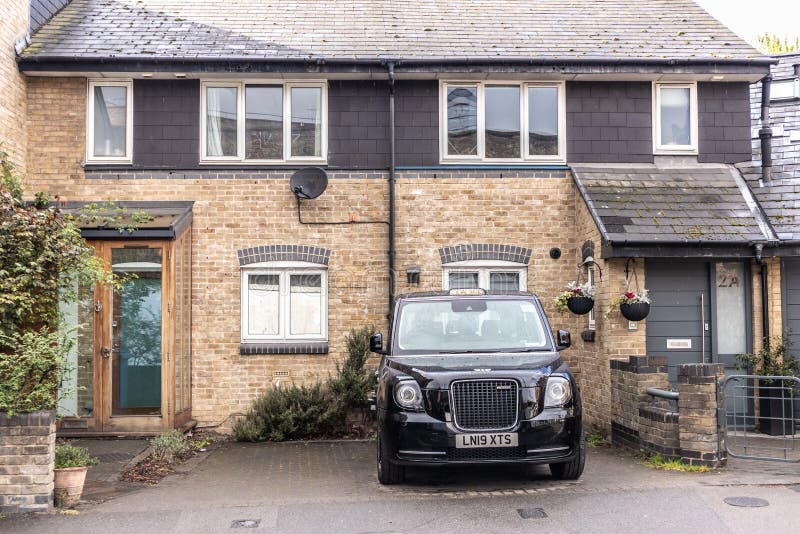 London, England - APRIL 2, 2019: Beautiful Middle Class House Front in ...