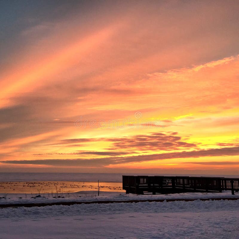 Early morning sunrise stock image. Image of horizon, morning - 48977327