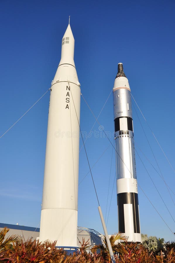 Old rocket editorial image. Image of earth, center, lift - 413170