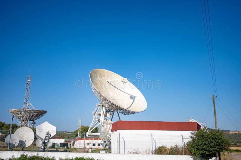 Earth Based Astronomical Radio Telescope Stock Photo - Image of global ...