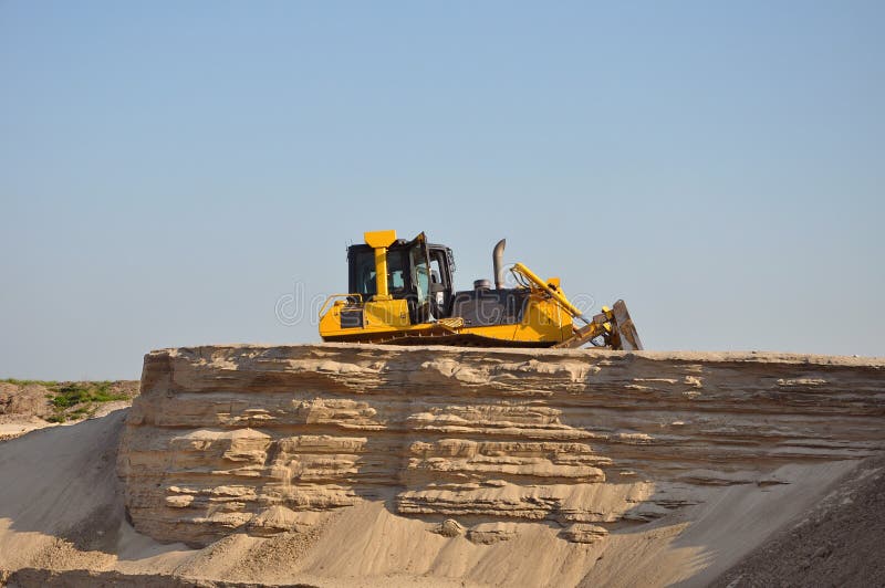 Earthmover stock photo. Image of iron, construction, earth - 31585140