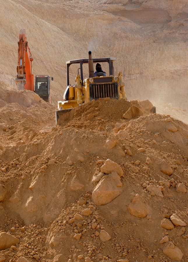 Earthmover Bucket Picture. Image: 5844411