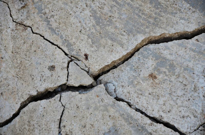 Earthquake building wall stock photo. Image of cracked - 40924508