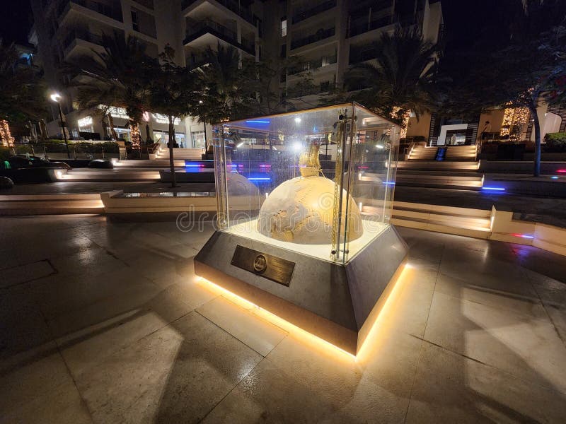 Earty Statue in Almouj Muscat Editorial Image - Image of city, building ...