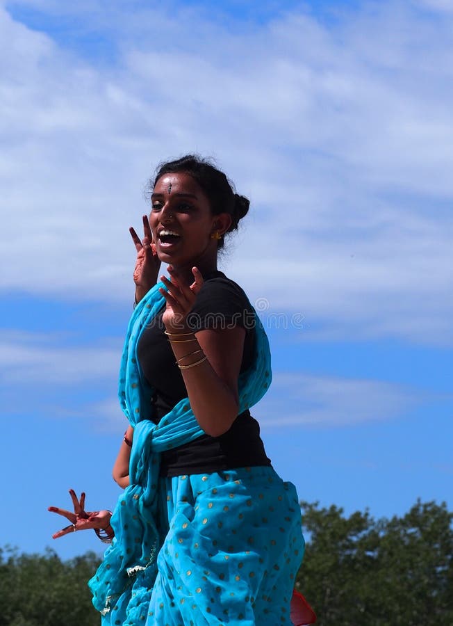 East Indian Dancers editorial image. Image of costumes - 57718740