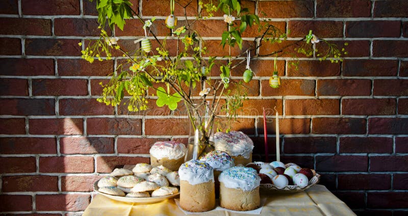 Easter Bunny Hunt. Spring Holiday at Sunday. Eastertide and Eastertime ...