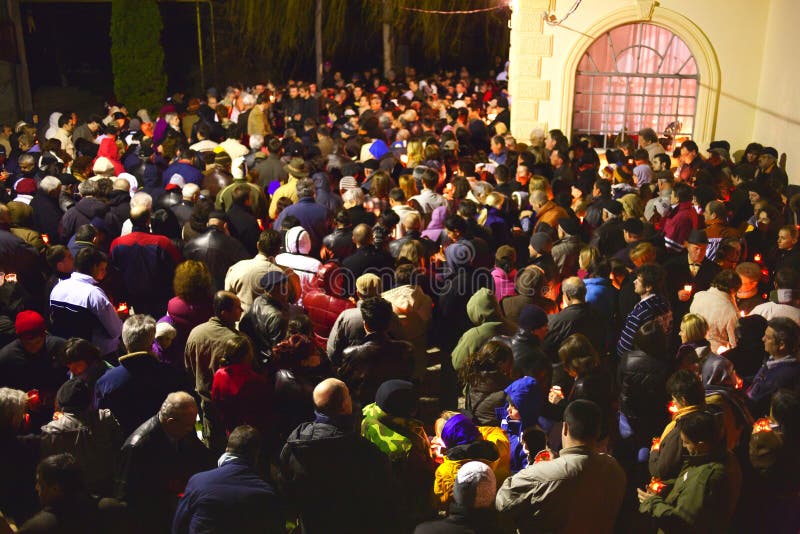 Easter church crowd editorial photo. Image of easter - 23599886