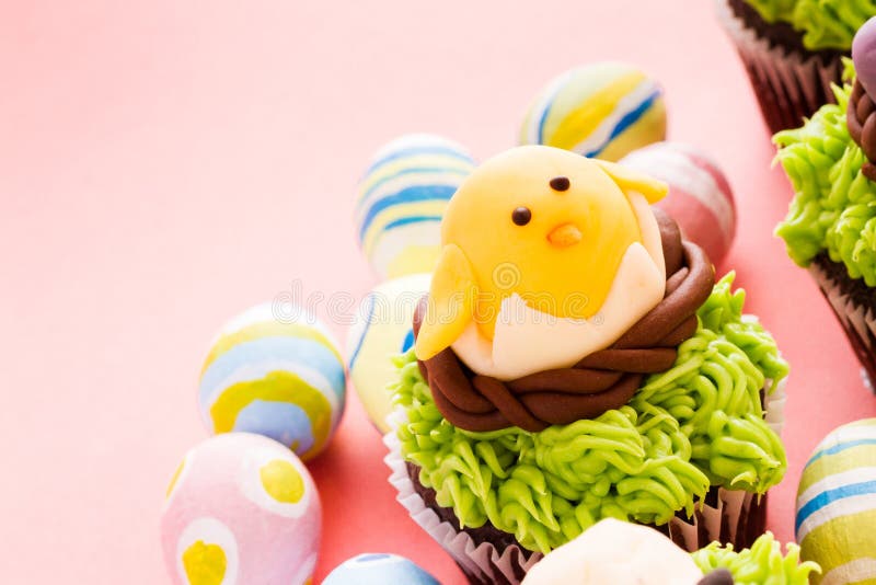Easter cupcakes stock photo. Image of chicken, easter - 287656736