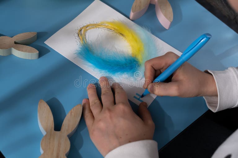 EASTER Egg Made of Rope and Feathers Sustainable Preparation Diy ...