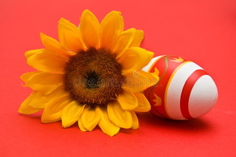 Easter egg and sunflower stock image. Image of decoration - 13184575