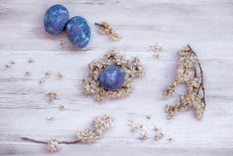 Easter Eggs with Natural Decor Stock Image - Image of festive ...