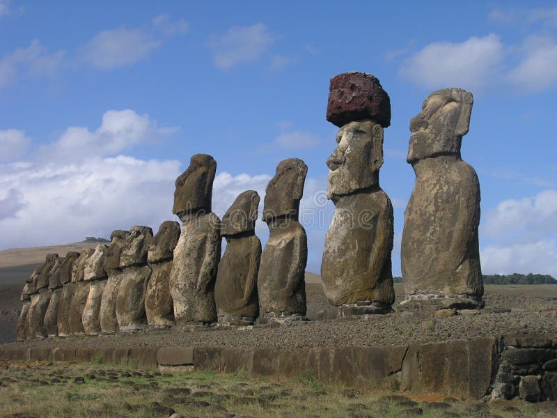 Easter Island Statues- Tongariki Stock Photo - Image of mysterious ...