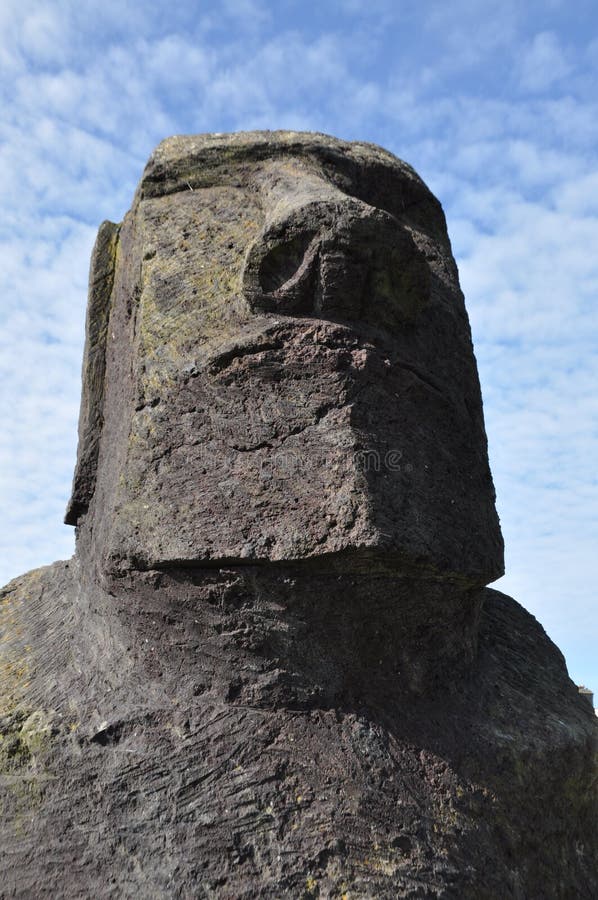 Maoi at easter island stock image. Image of remote, statue - 25358259