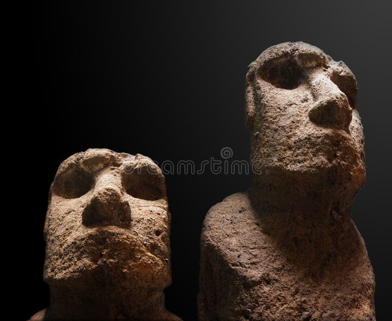 309 Moai Polynesian Stone Carving Stock Photos - Free & Royalty-Free ...