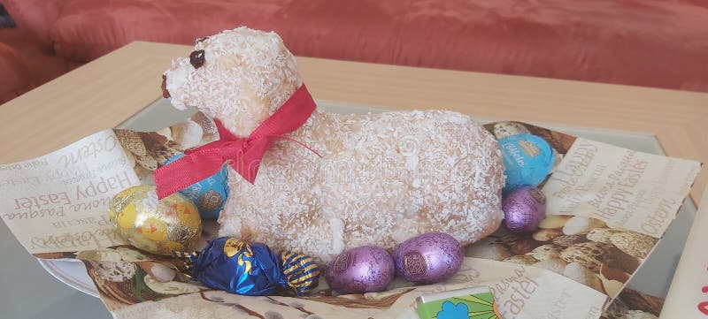A easter lamb on a table editorial photography. Image of lamb - 178666927