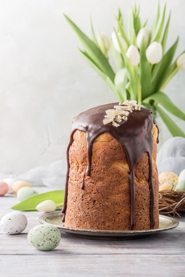 Easter Orthodox Sweet Bread Stock Image - Image of golden, meal: 105840523