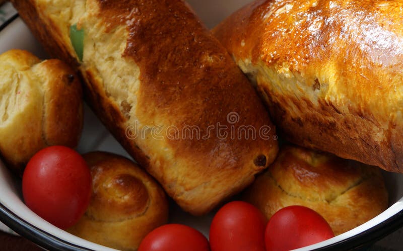 Easter Romanian Bread. Traditional Sweet Bread and Red Eggs for Easter ...