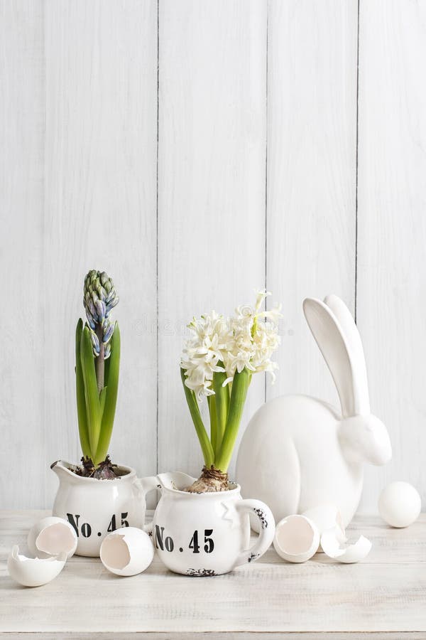 Easter Table Decoration with Hyacinth Flowers Stock Image - Image of ...