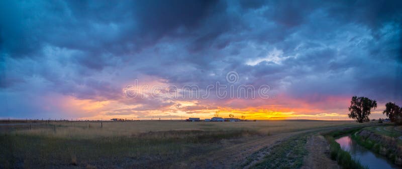 Eastern Plains Colorado Sunset Ranch Stock Photo - Image of africa ...